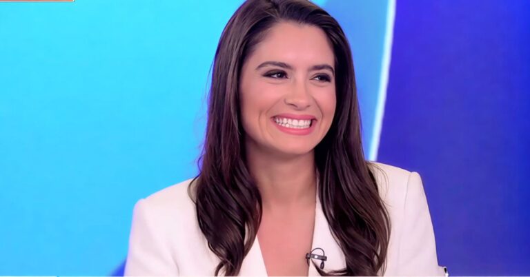 Krysia Lenzo: Biography, age, height, net worth, husband, family, career